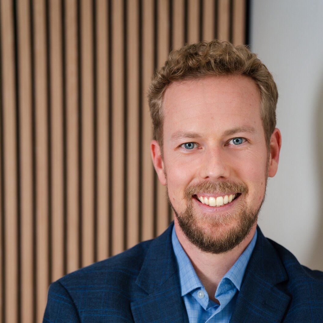 About Your Advisers | DecisionMakers