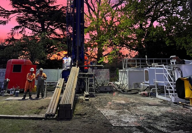 Inghams Enterprises Low Temperature Artesian Geothermal Production Bore ...