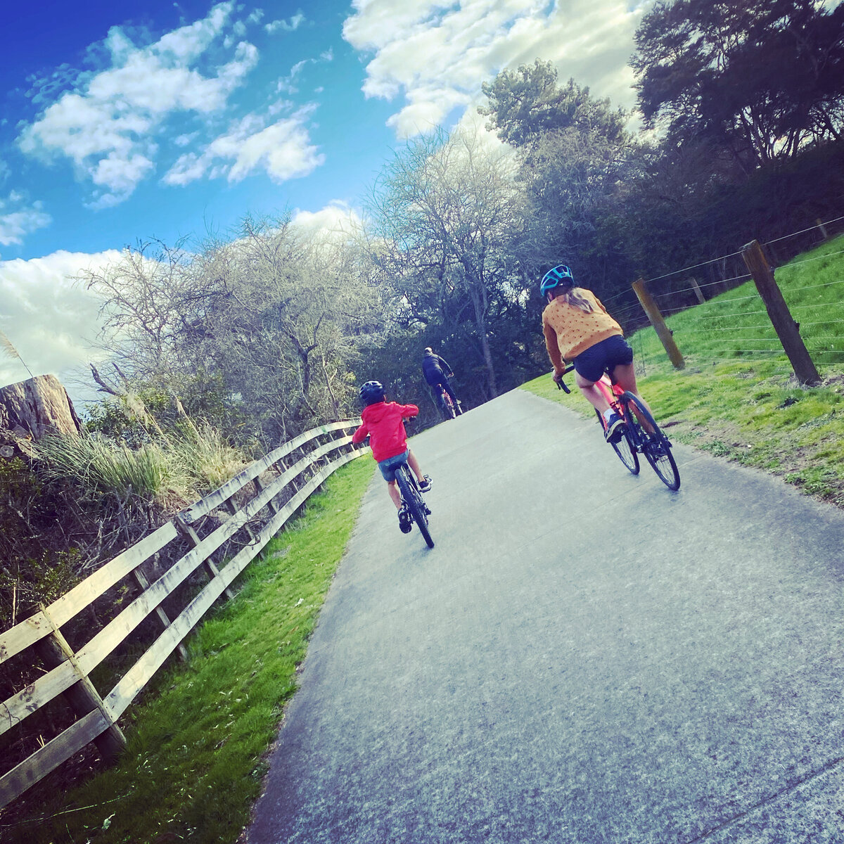 How to encourage your friends and family to cycle | Bike Revolution