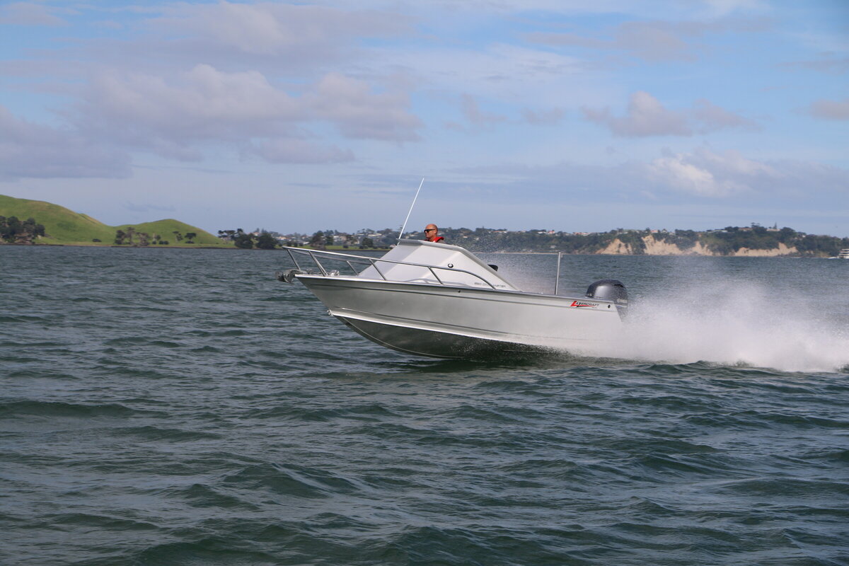 Lazercraft 580 Divemaster | Family Boats