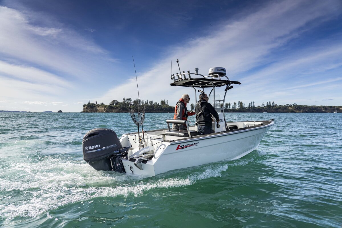 Lazercraft 580 Centre Console | Family Boats