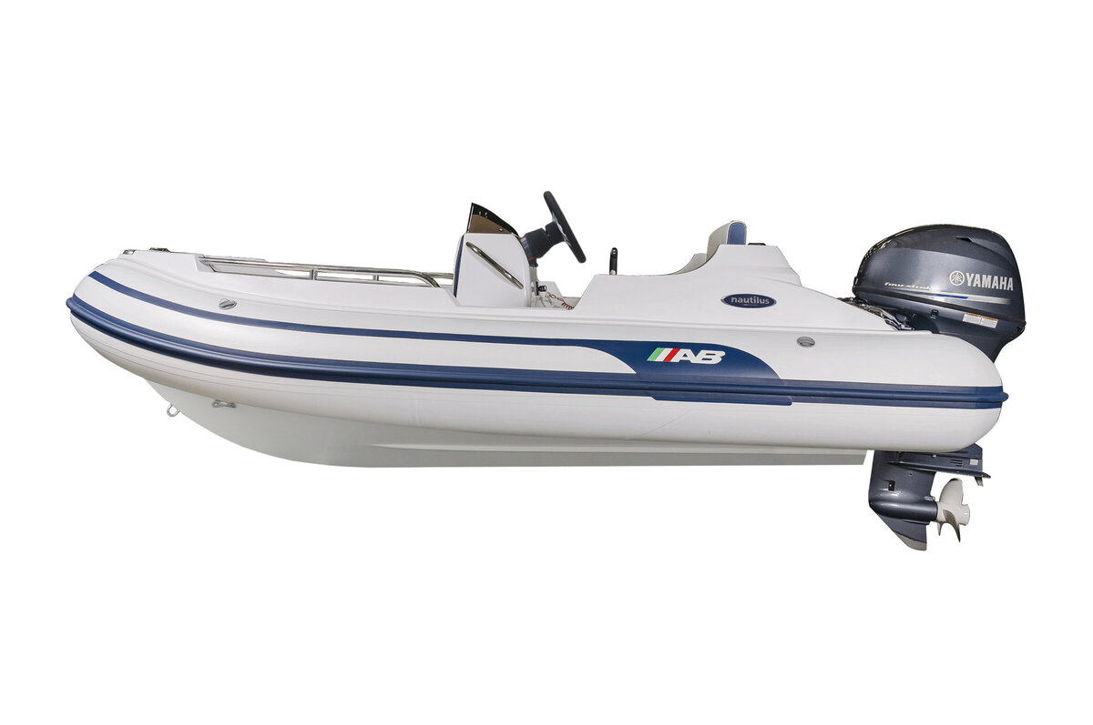 AB Nautilus 12 DLX | Family Boats