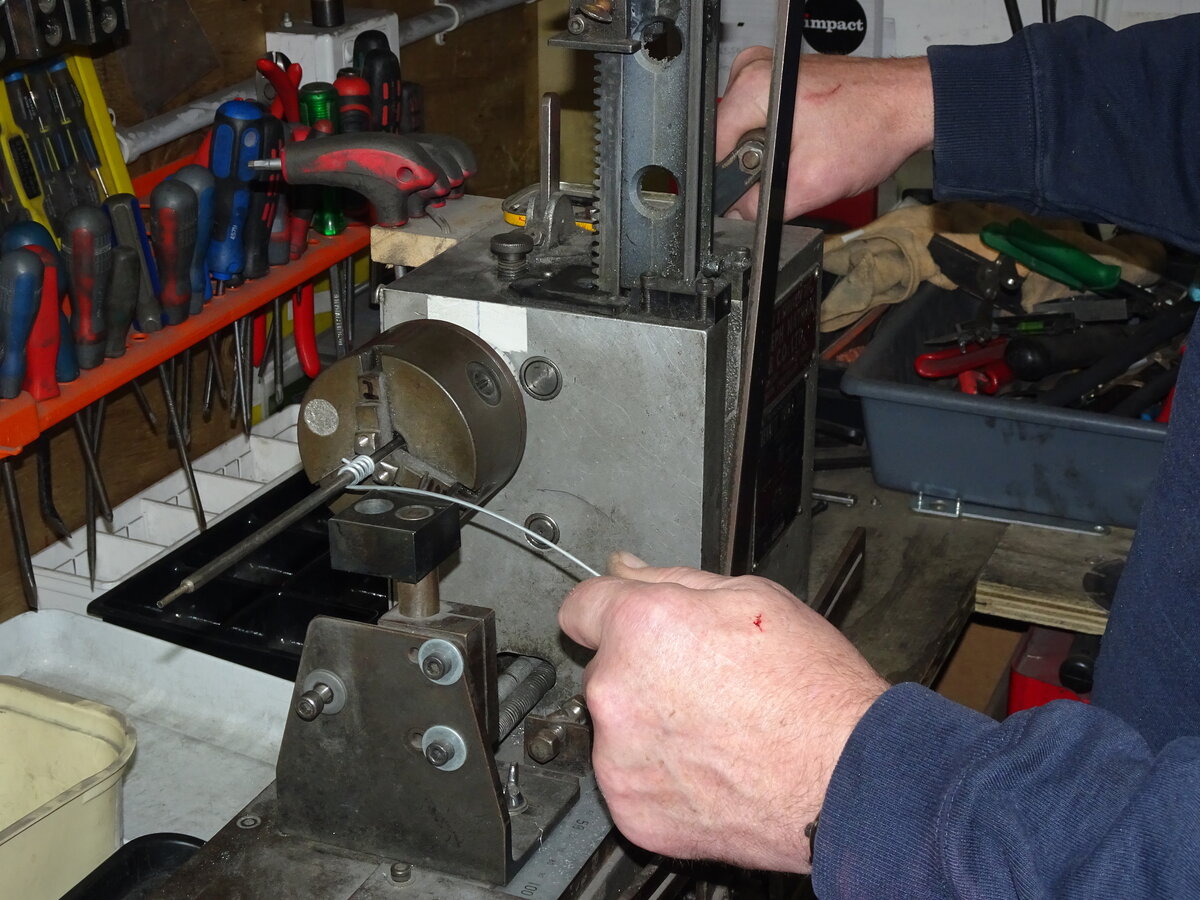 Compression Tension Torision Flat and Wire Springs | Simply Springs Ltd