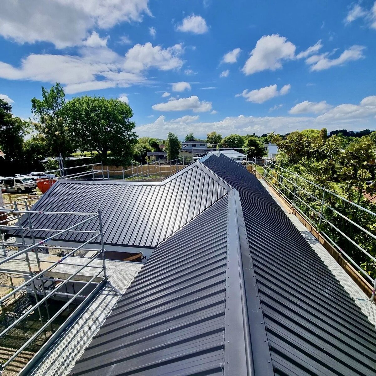Thresher Roofing Services | Manawatu's Long-Run and Re-Roofing Specialist