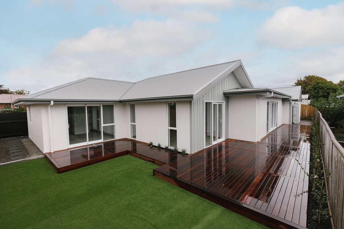 Thresher Roofing Services | Manawatu's Long-Run and Re-Roofing Specialist