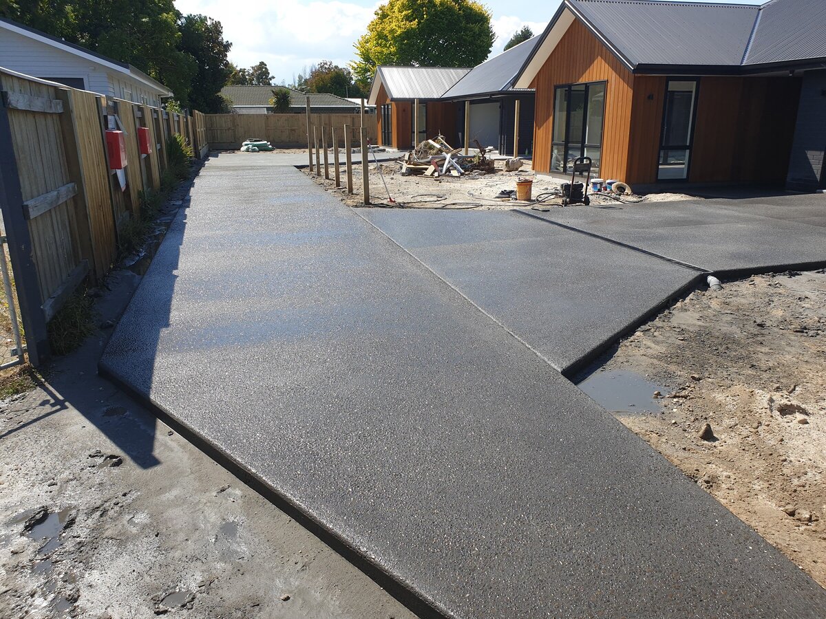 Exposed Aggregate Taupo | Custom Made Concrete