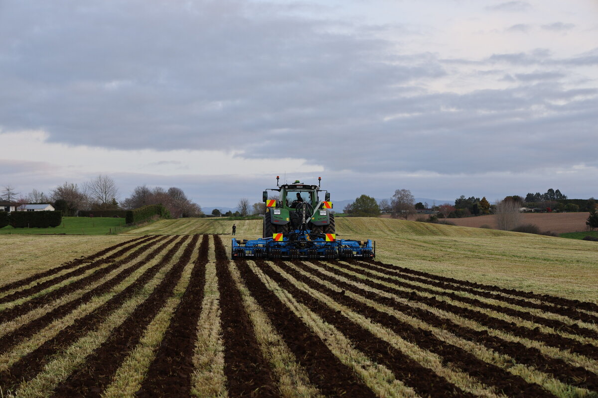 Strip Tillage | John Austin Ltd