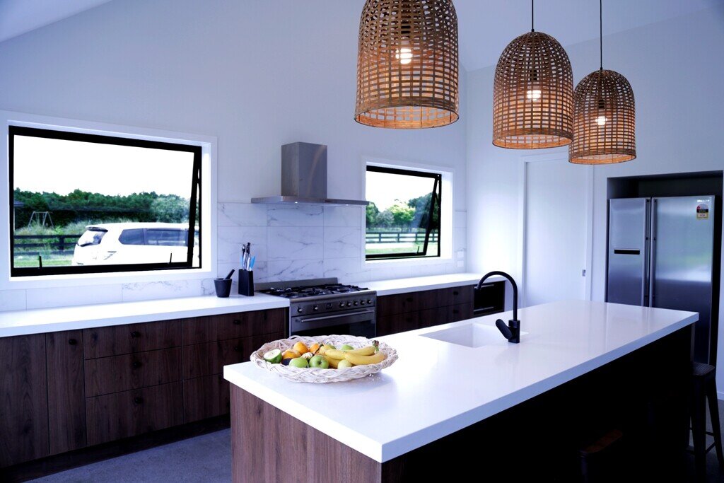 Can my stone benchtop crack or get damaged? | Love My Kitchen Benchtop