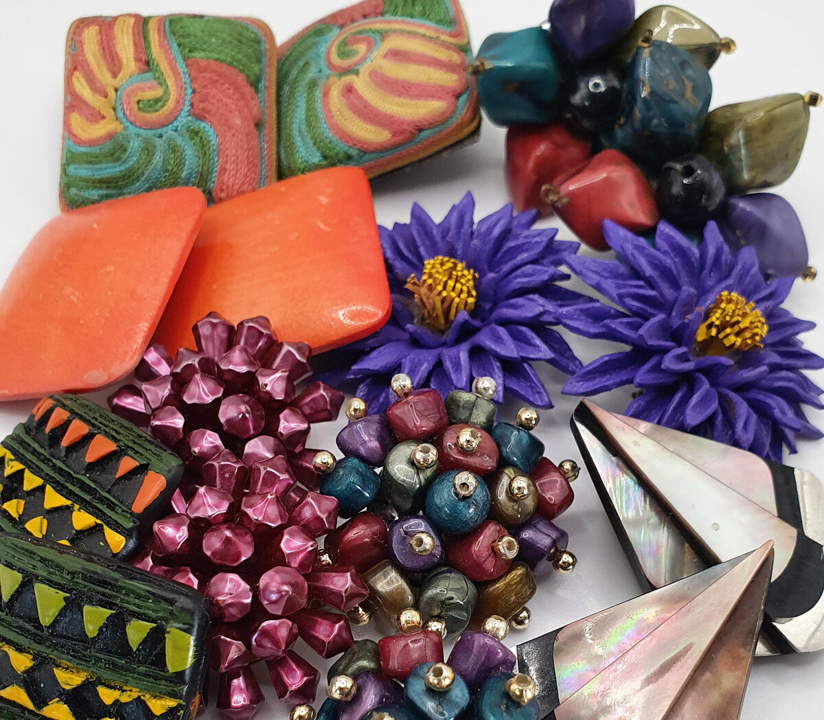 About Retro Rummage: Lovers of Vintage & Retro Fashion | NZ