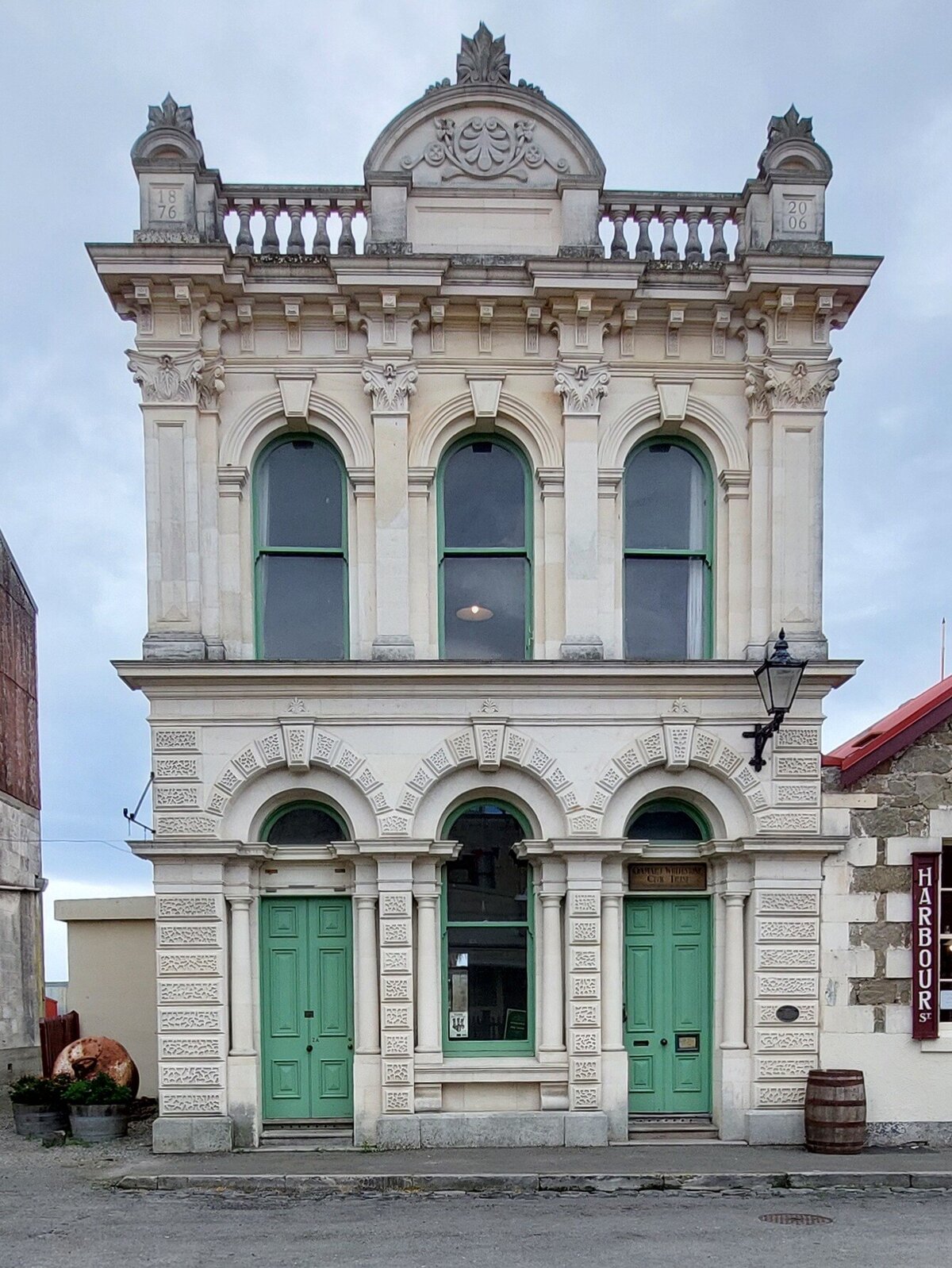 Oamaru's Heritage Precinct Buildings | Oamaru Whitestone Civic Trust