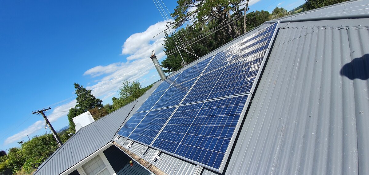 Bay Solar | Shona from the Lakes