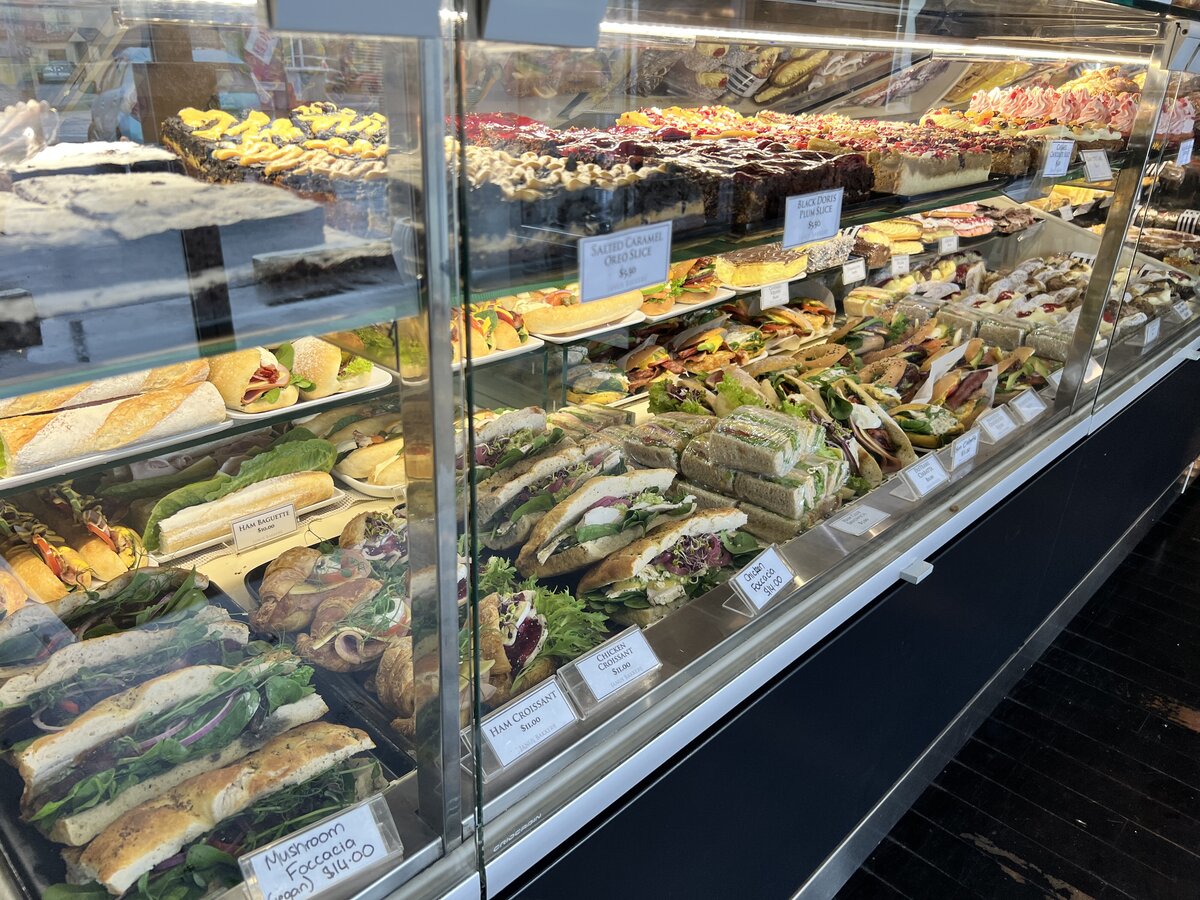 Retail Bakehouse - Freshly Baked Food | Janus Bakkerij