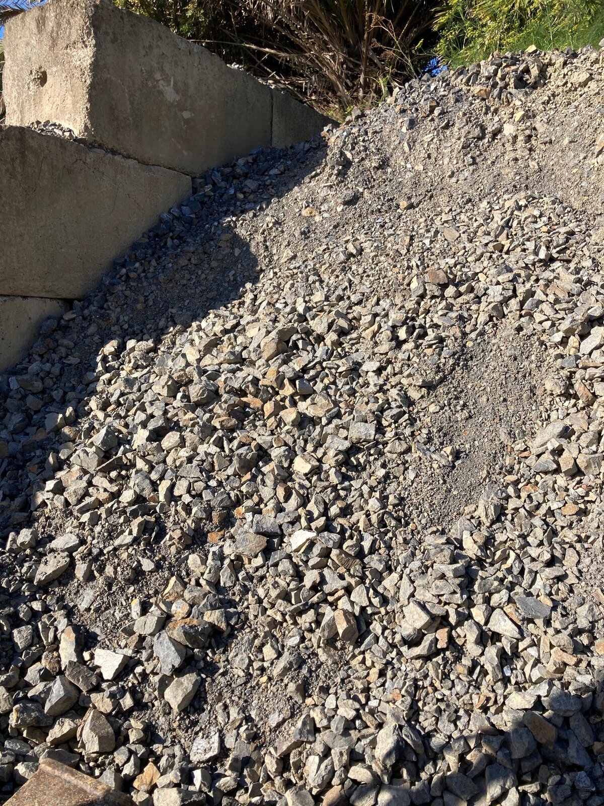 Auckland Aggregates - Ellerslie - For aggregates, topsoil & tipping