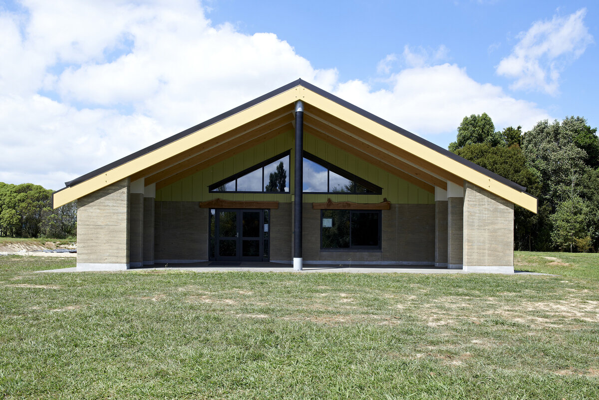 Tapapa Marae: Rammed Earth Build Blending Tradition & Innovation ...