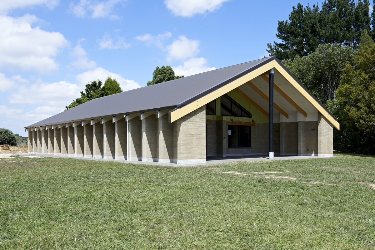 Tapapa Marae: Rammed Earth Build Blending Tradition & Innovation ...