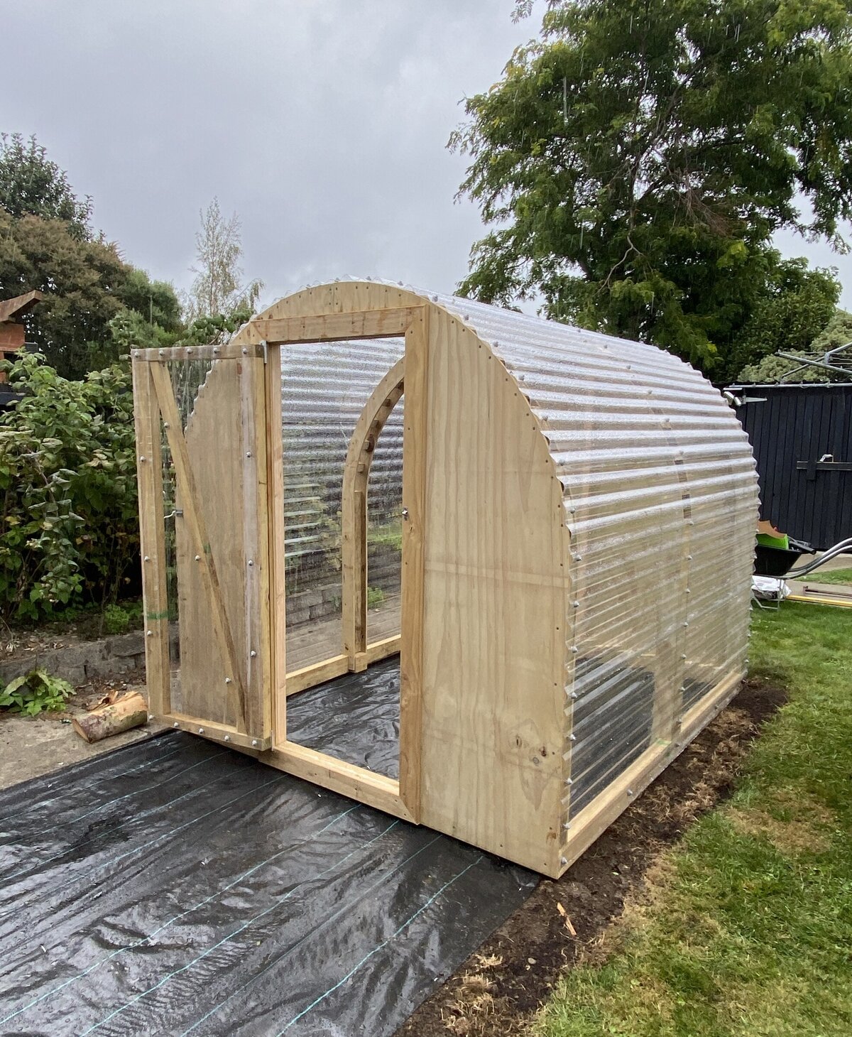 Perfect size tunnel houses for the backyard! | Southern Buildworks