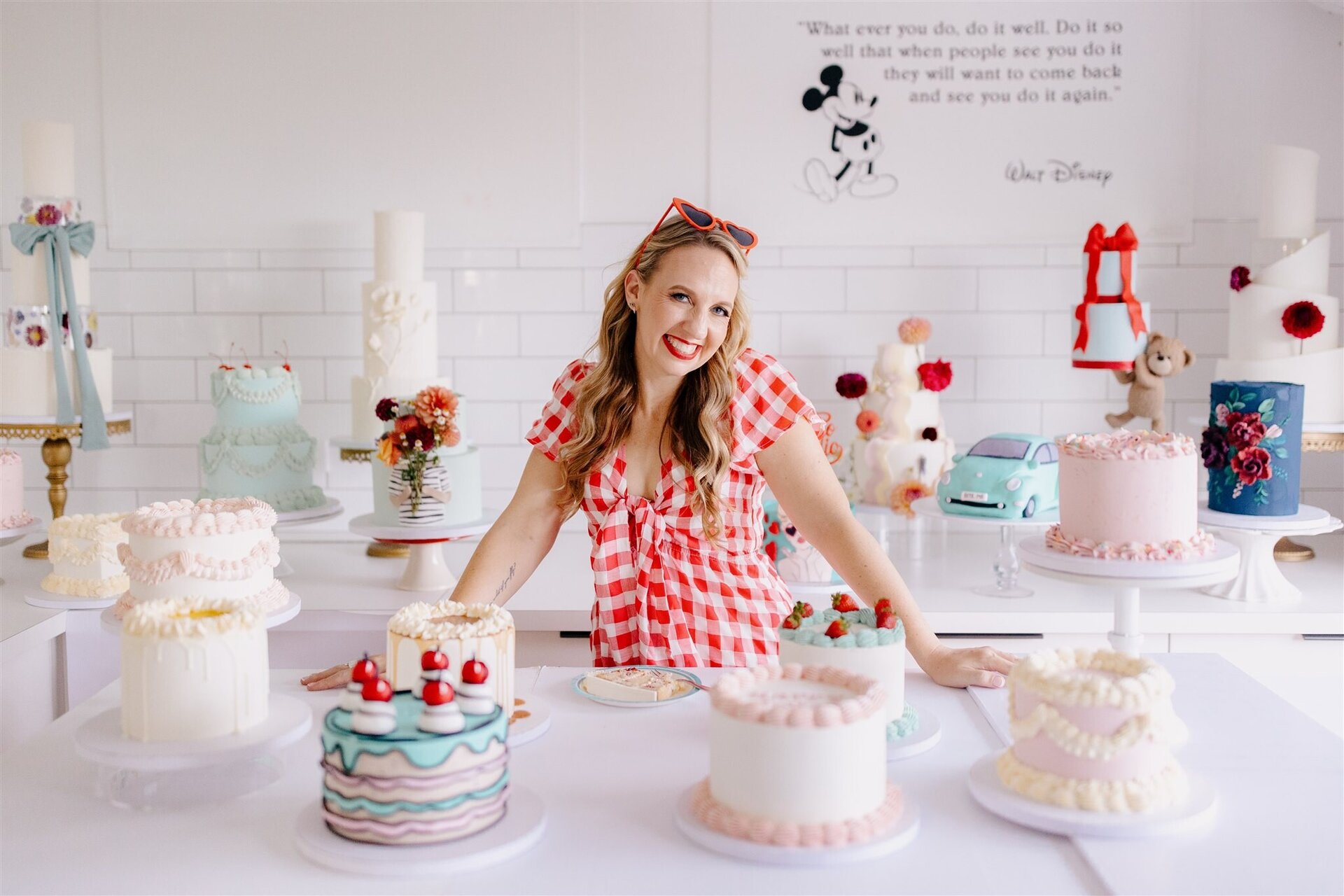 Custom Cakes | Wedding Cakes | Party Cakes | Stiletto Studio Cakes