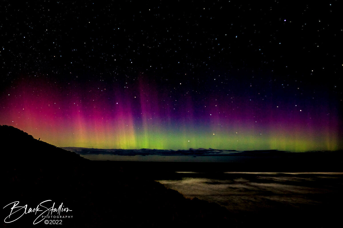 What causes the colours of the Aurora Borealis and Aurora Australis ...