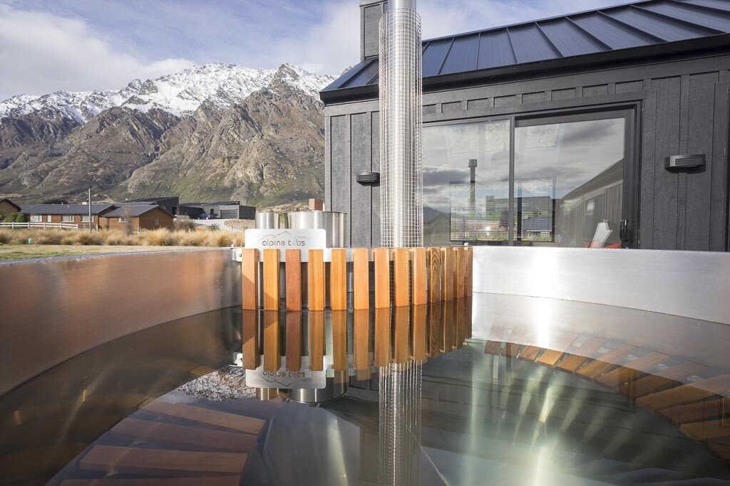 How Do Alpine Hot Tubs Differ from Other Wood Hot Tubs? | Alpine Tubs