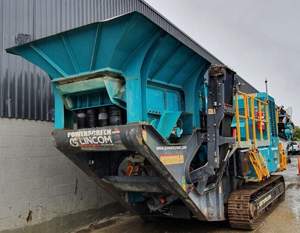 Heavy duty crushers screens stackers excavator for sale | Crush & Screen