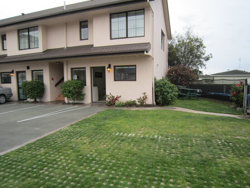 1 Bedroom Ground Floor (810) | Arrow Motel