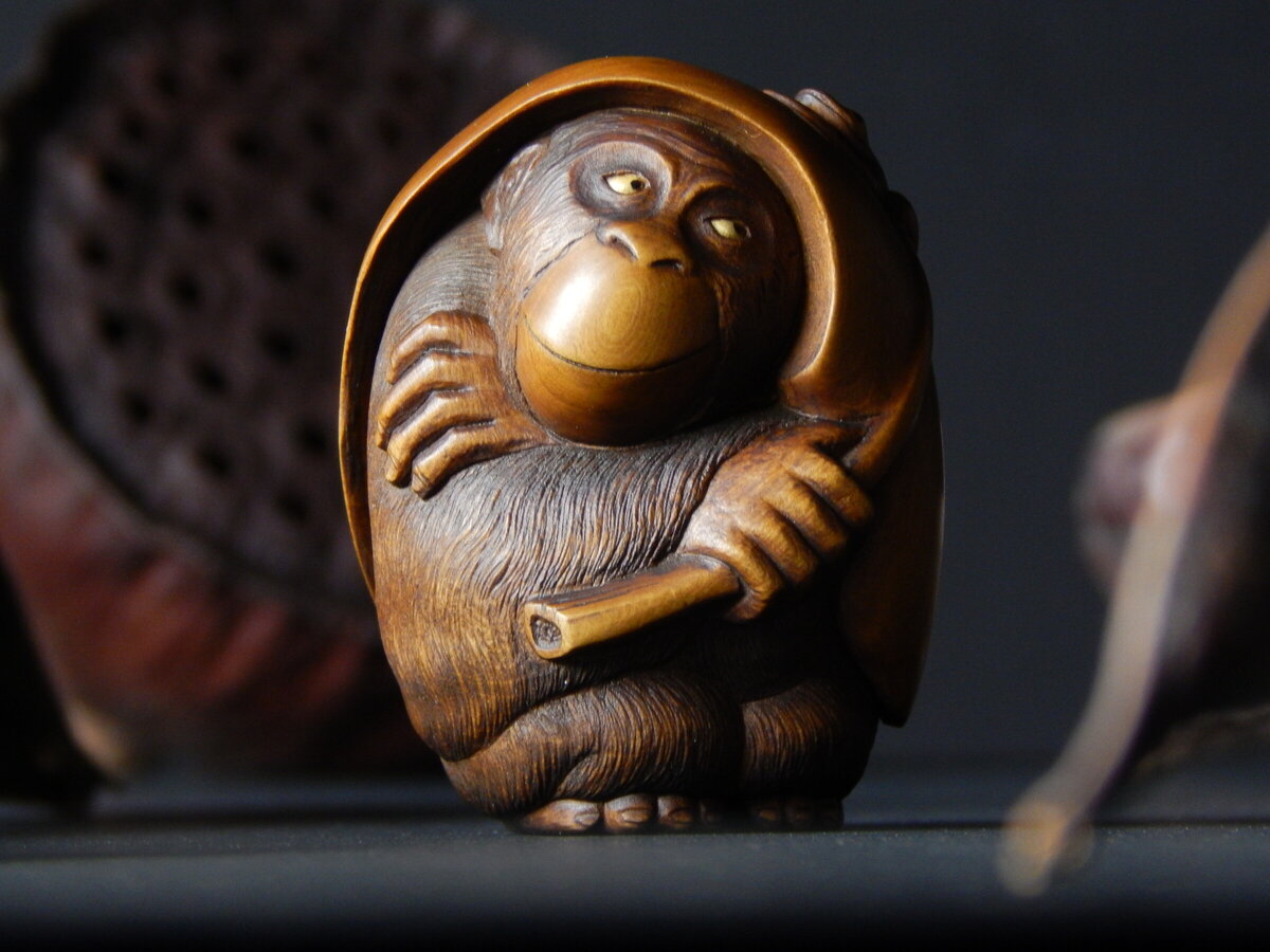 Gallery Pacific | Doug Marsden Netsuke Art | Miniature NZ Birds