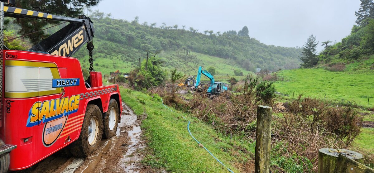 Heavy Salvage | Vehicle Recovery | Winch Trucks| Rowe Motors
