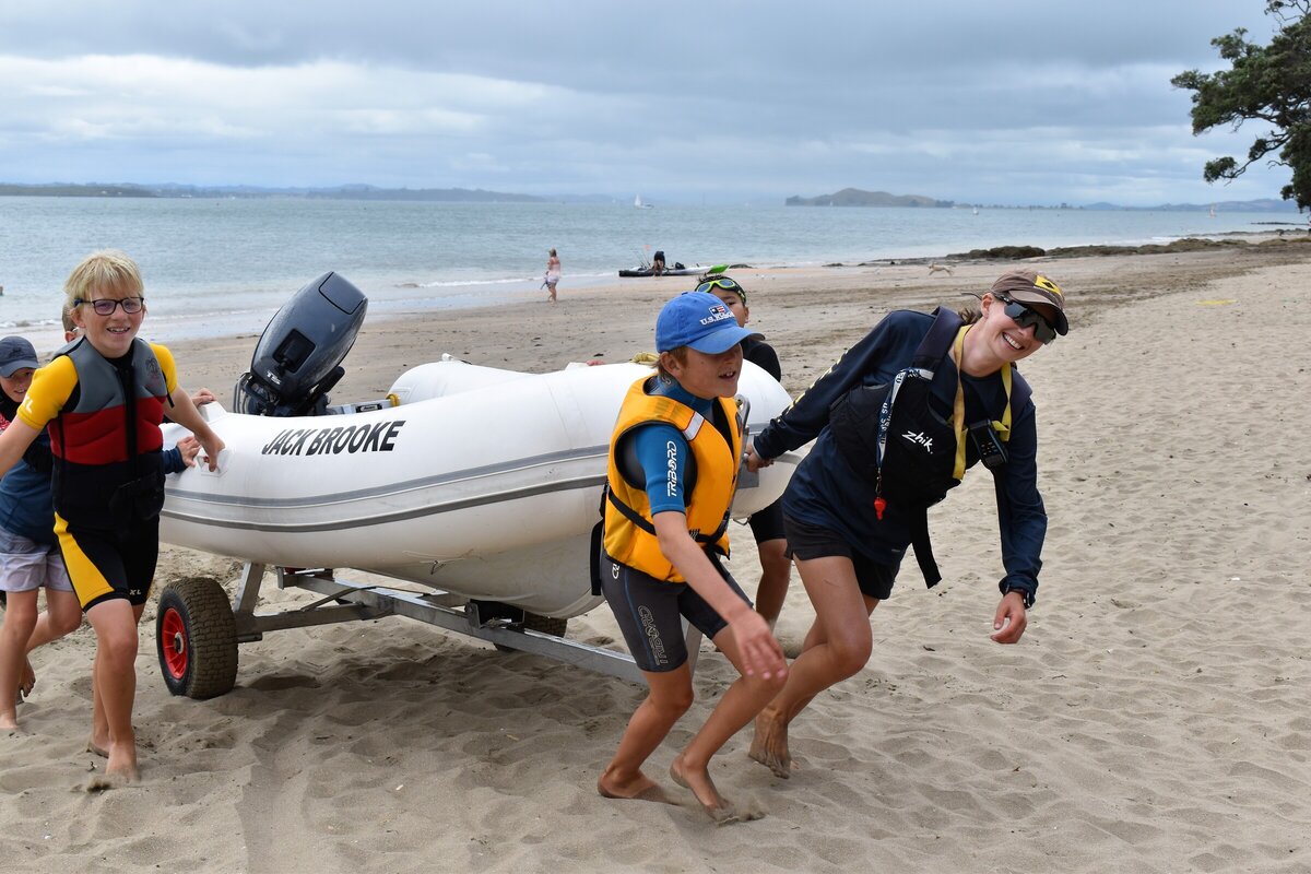 Beach Trolleys Narrow Neck Beach | Wakatere Boating Club