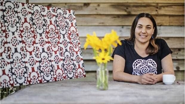Kōwhaiwhai artist Ra Gossage | Tangata Whenua Social Workers Association