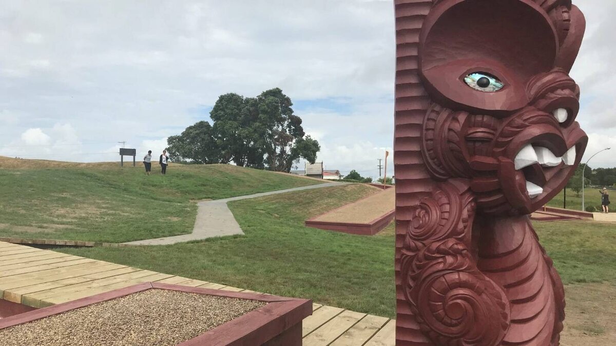 lights ceremonial fire as final act of hui-ā-motu | Tangata Whenua ...