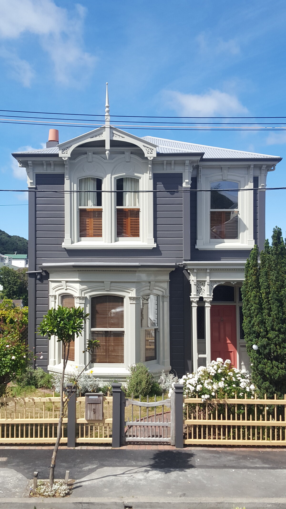 Murray Kitching Painting | House Painting Wellington | Home