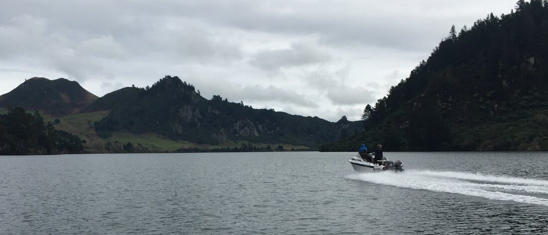 Lake Whakamaru Trout Fishing | HYDRO EXPLORER TOUR