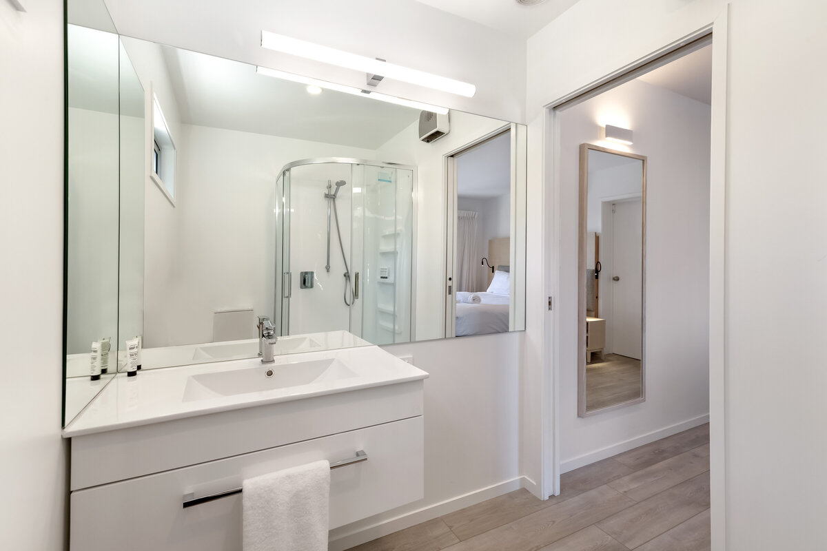 Short Stay Room | Waiheke Island Resort