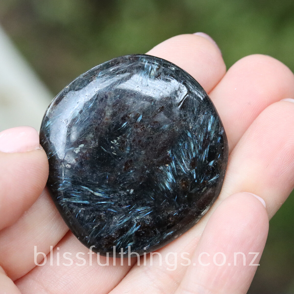 Wonderful 'Flat Stones' | Kristy Phillips