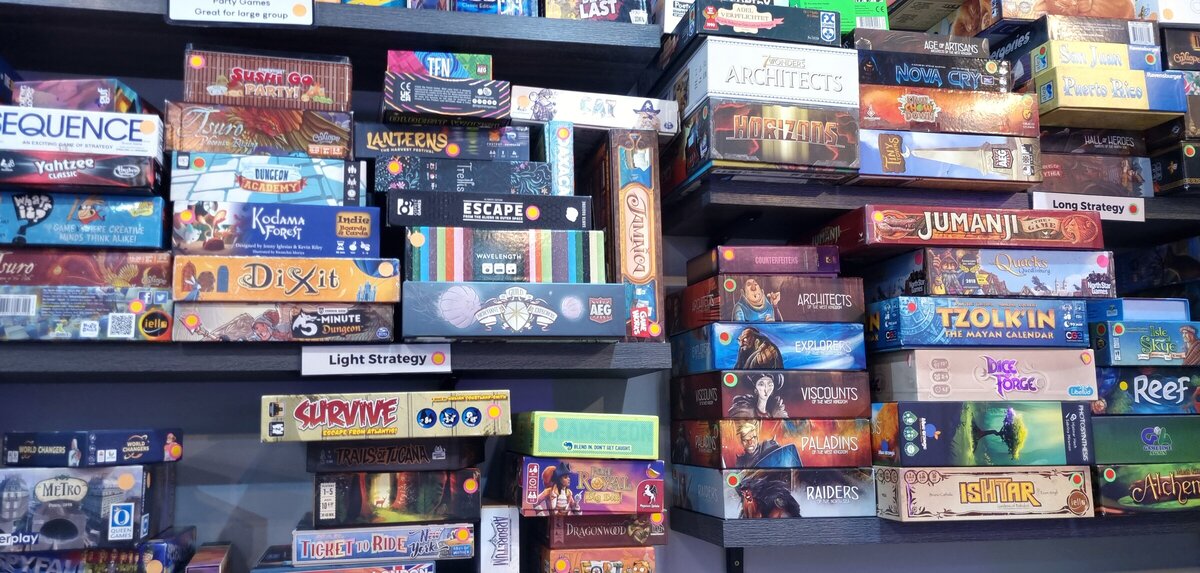 $10 Board Game Club | Escapist
