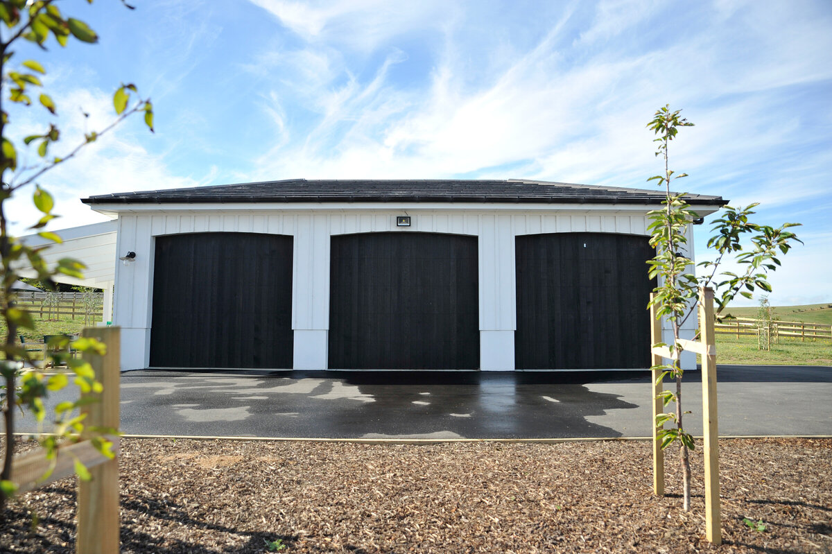 Barn Builds | Implement barns | Harrison Lane