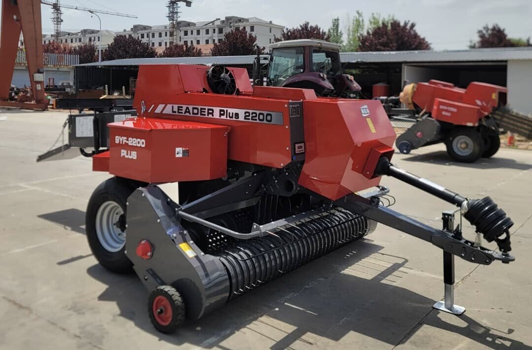 Leader Inline Conventional Baler | Ag Tech