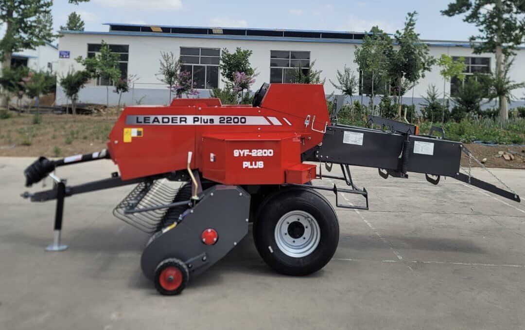 Leader Inline Conventional Baler | Ag Tech