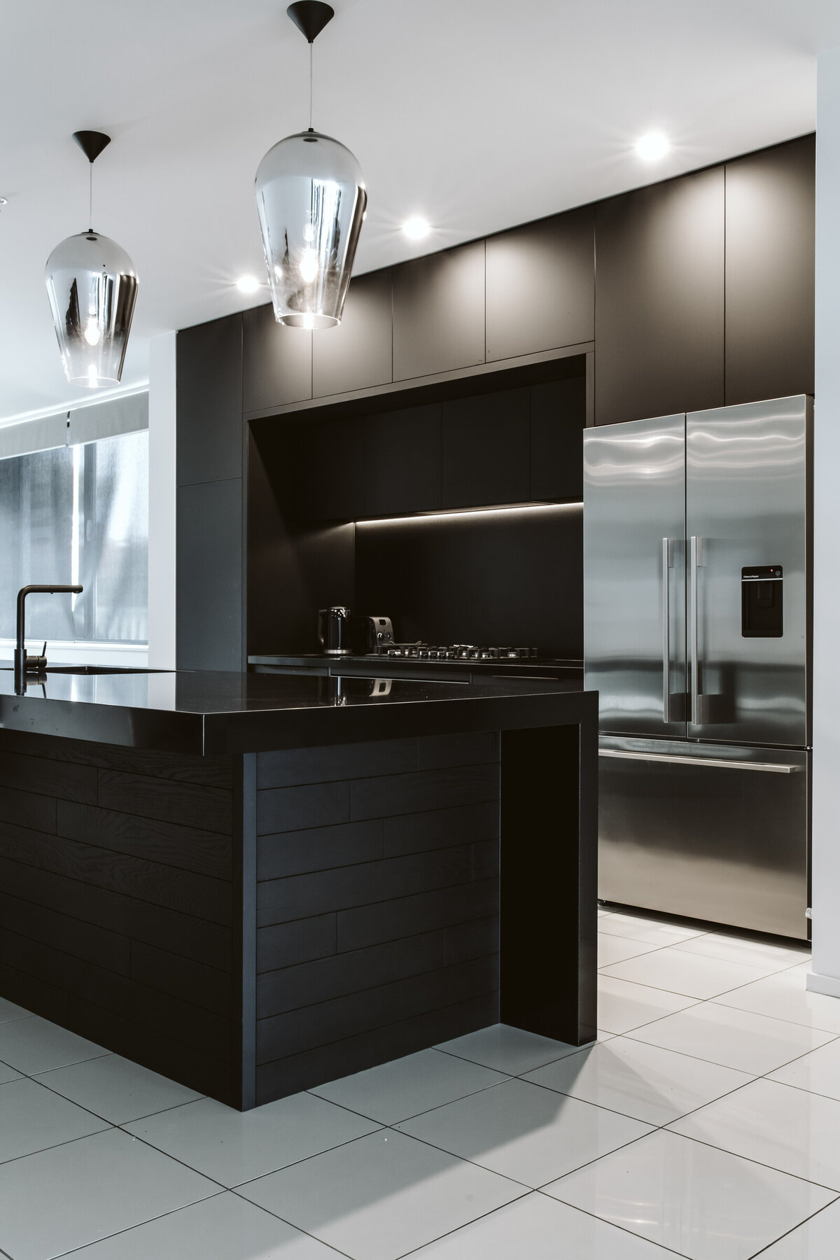 Caesarstone Jet Black Benchtop Made in Stone