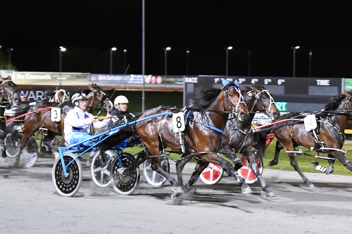 Merlin puts on a magical show at Cambridge | Cambridge Raceway