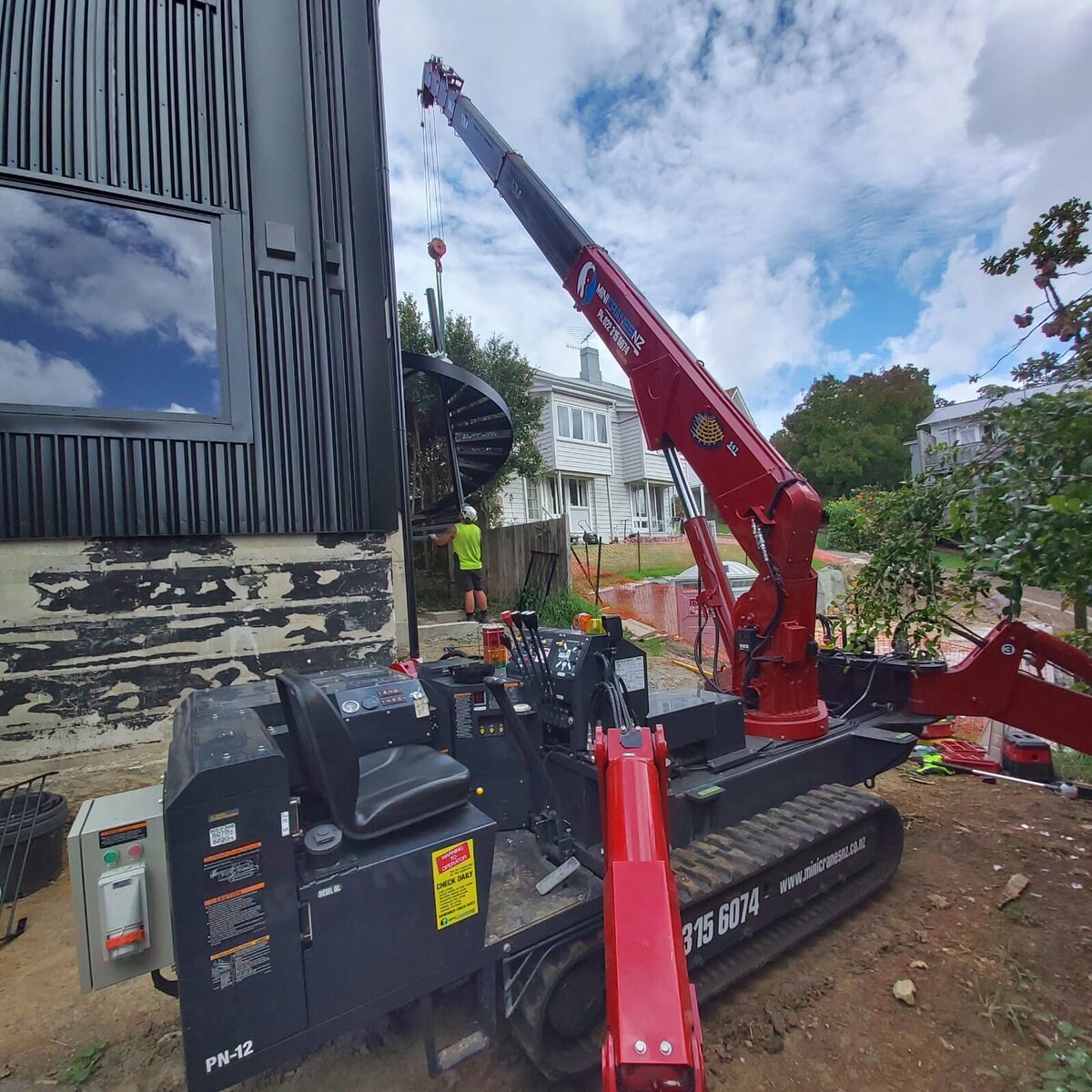 Mini Cranes NZ About us | Mini Cranes NZ