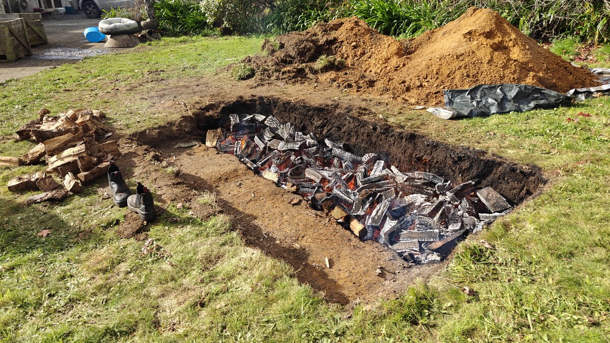 Matariki 2025 Pit Firing | Waikato Society of Potters