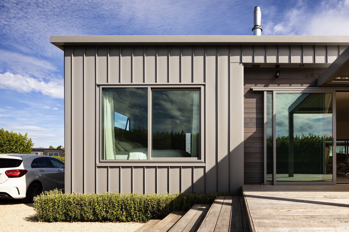 Contemporary architecturally designed transportable home | Turner Road ...