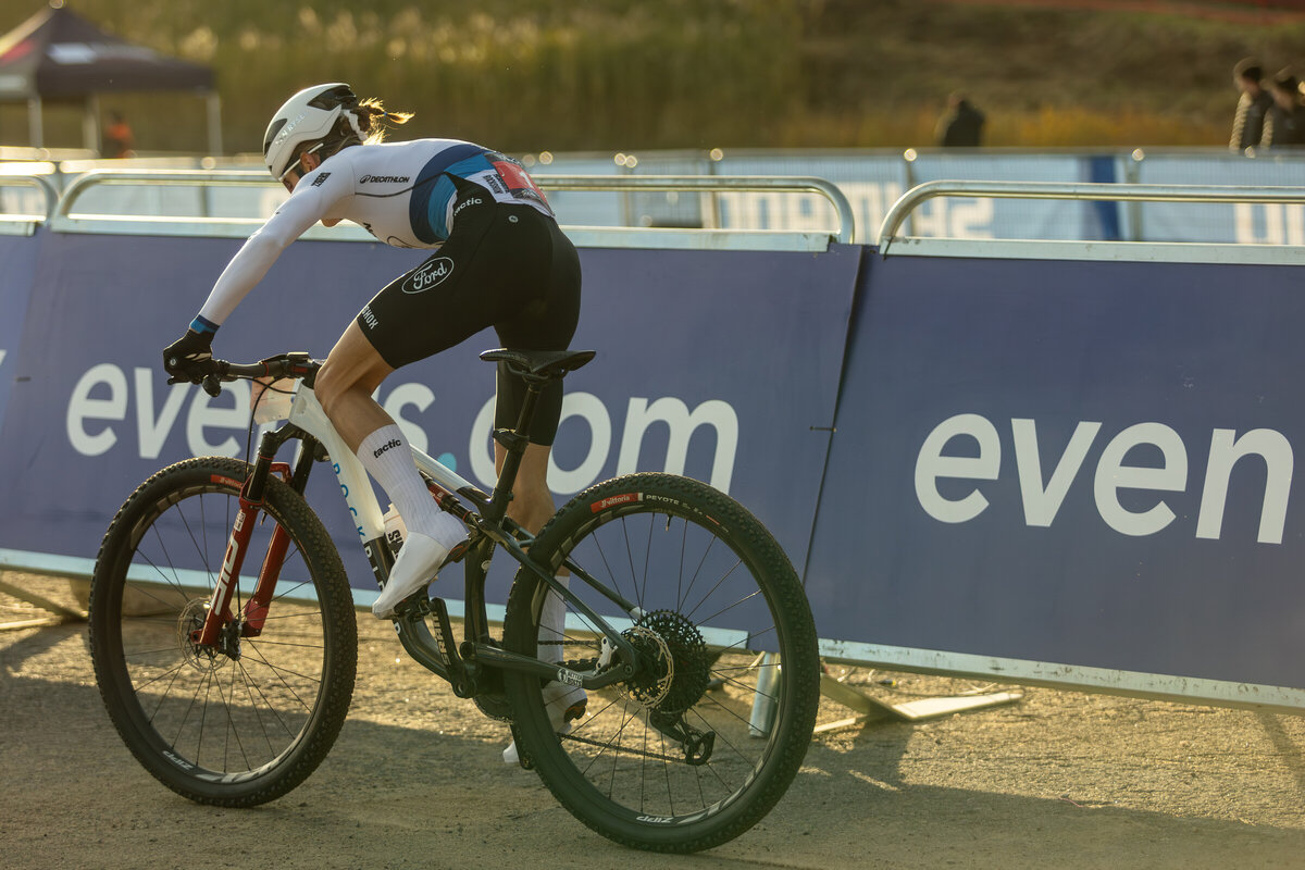 Maxwell scores valuable points, kiwi downhillers run hot in Canada ...