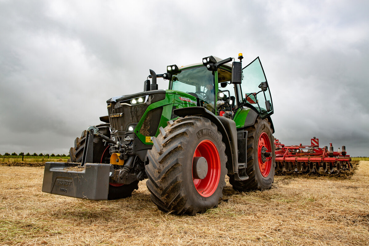New Machinery & Tractors | The Tractor Centre