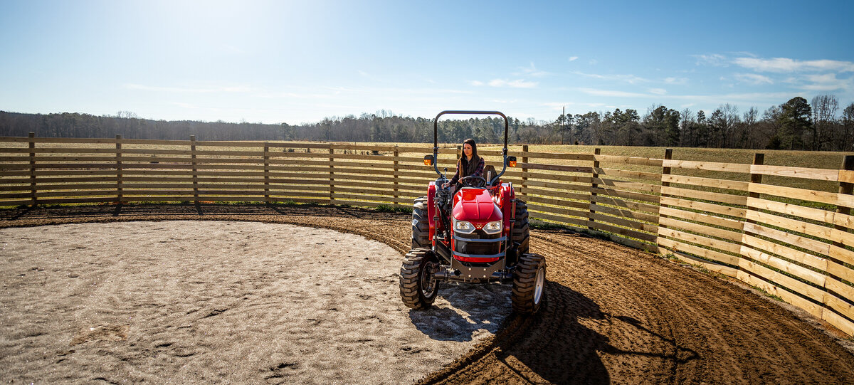 Big Value on MF Compact Tractors – Loader & Bucket Included | The ...