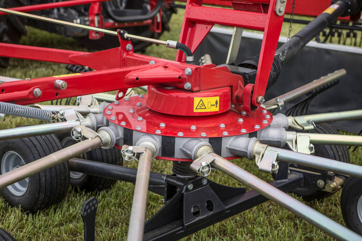 Massey Ferguson Rotary Rakes | Waikato Tractors Ltd