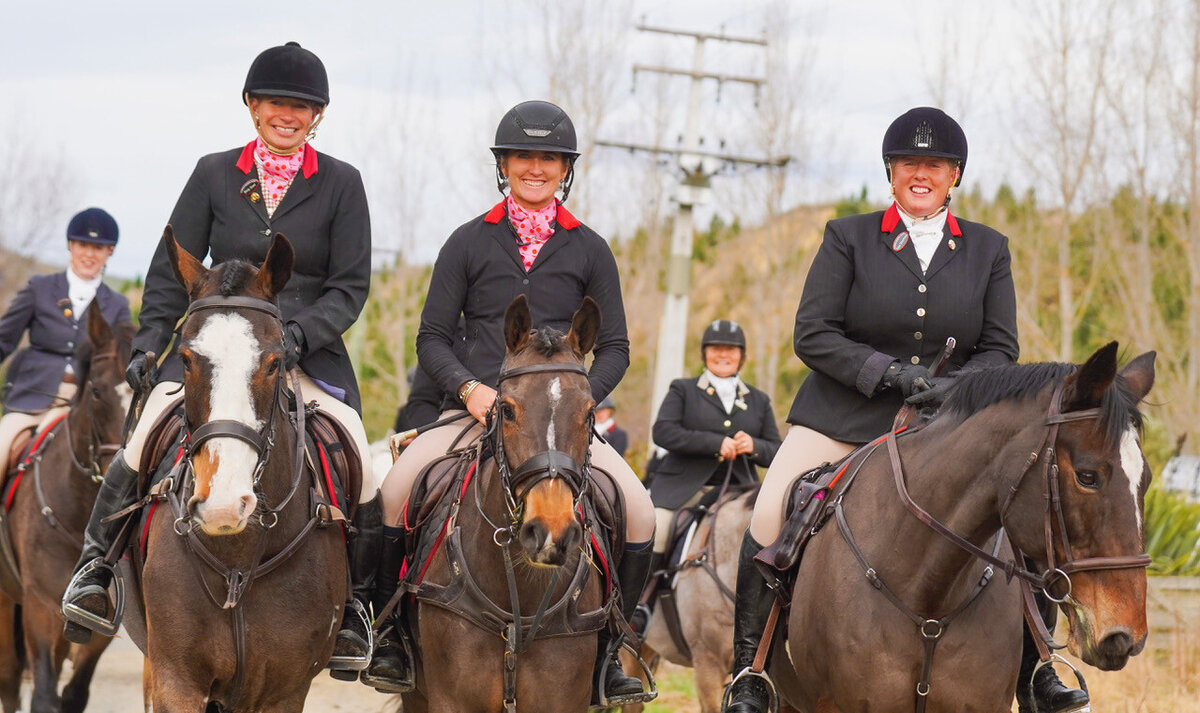 Contact Us | Get in Touch with the Flying Fillies Hunt Team | Flying ...