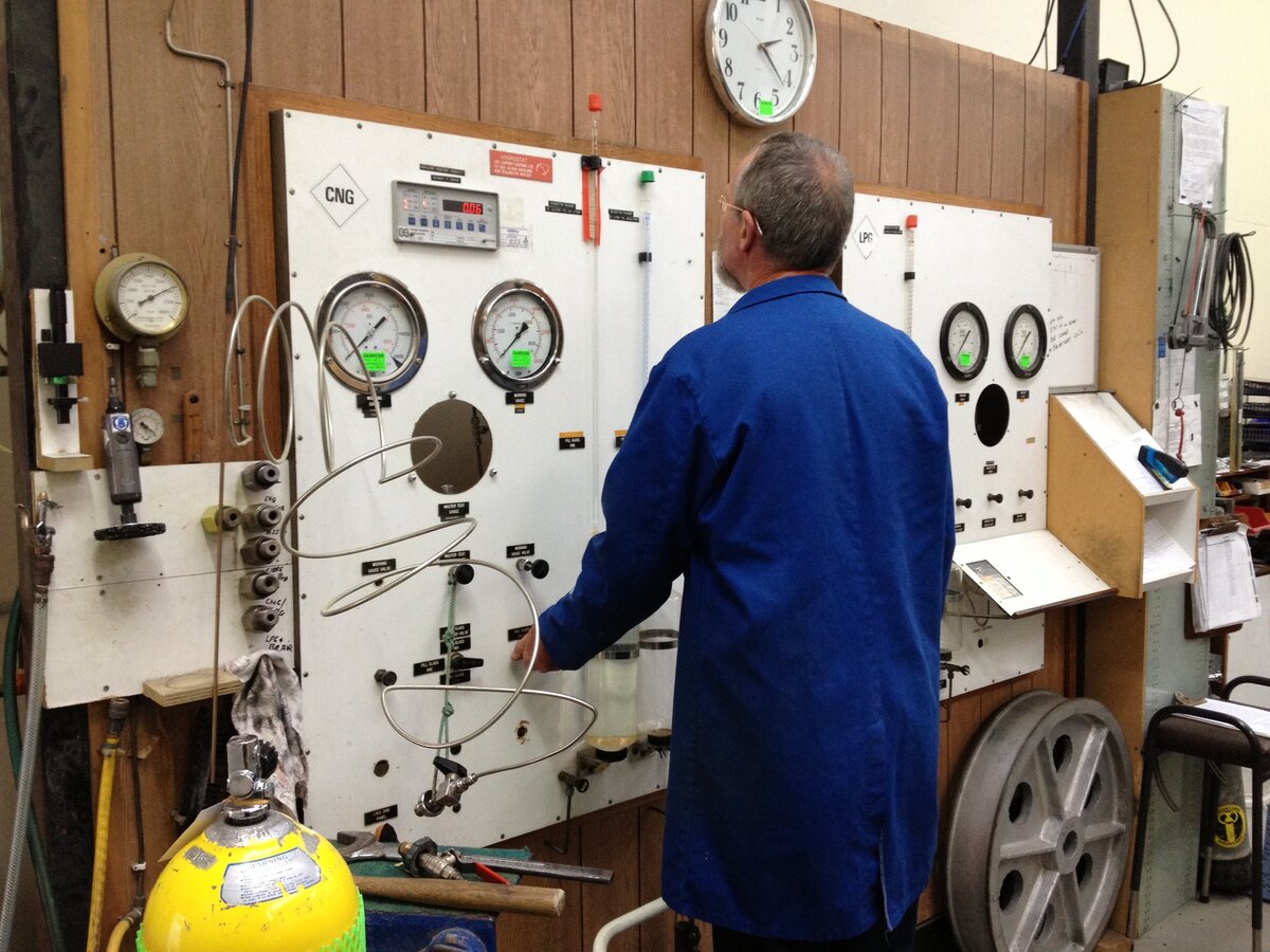 Photos of cylinders presented for testing. | Cylinder Testing ...