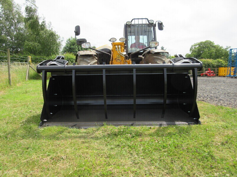 Telehandler Bucket Grab | Albutt | Ag Attachments Limited